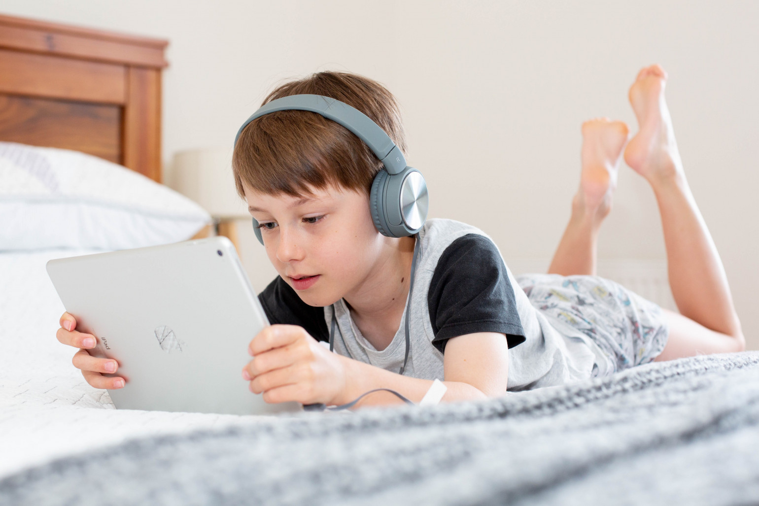 Screen Time on Your iPhone: The Definitive Guide in 2026